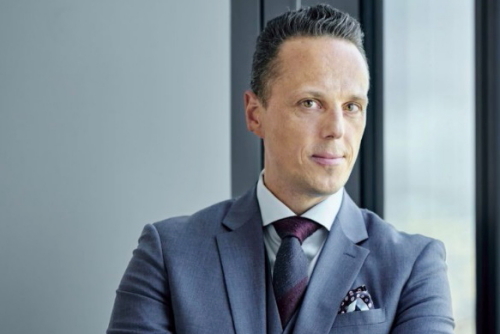 Singapore Airlines redefines First Class Luxury with Singapore Airlines ...